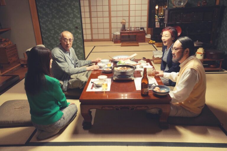 【独占】鈴木亮平・有村架純が演じる兄妹と不思議な縁で結ばれた“もうひとつの家族”とは 映画『花まんま』 - otocoto | こだわりの映画エンタメサイト